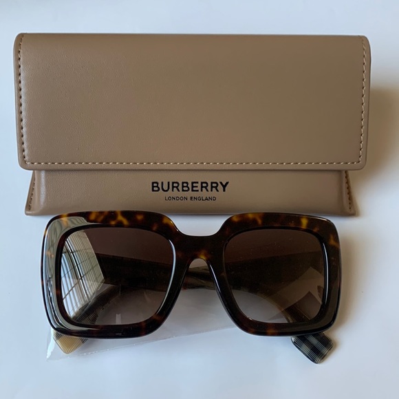 Burberry Accessories Nwt Burberry 52mm Square Dark Havana Brown Gradient Sunglasses Poshmark